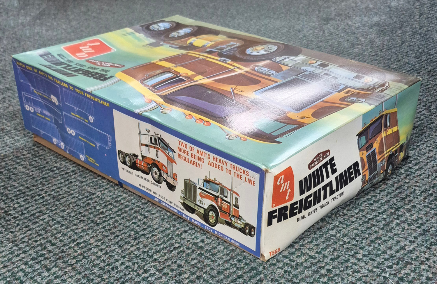 Vintage 1975 AMT White Freightliner Dual Drive Truck Tractor Model Kit ...