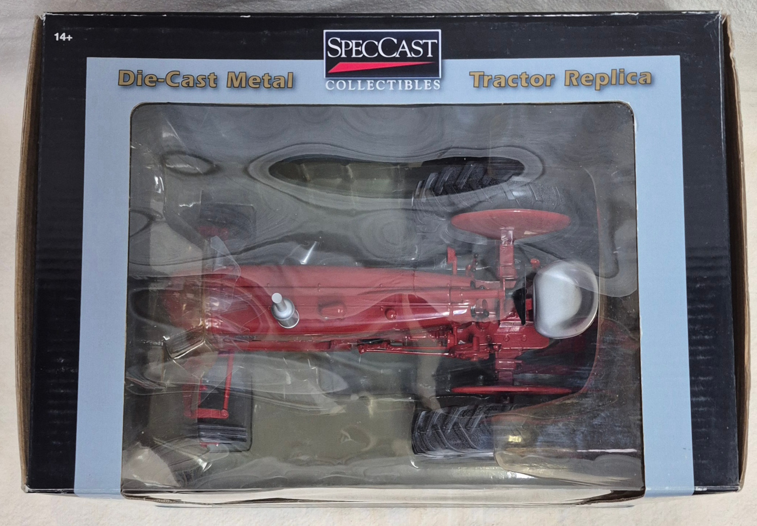ERTL SpecCast Classic Series Die-cast International Harvester Farmall ...